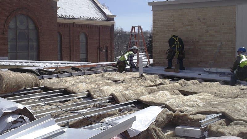 Derrick Building Solutions replacement commercial and industrial roofing